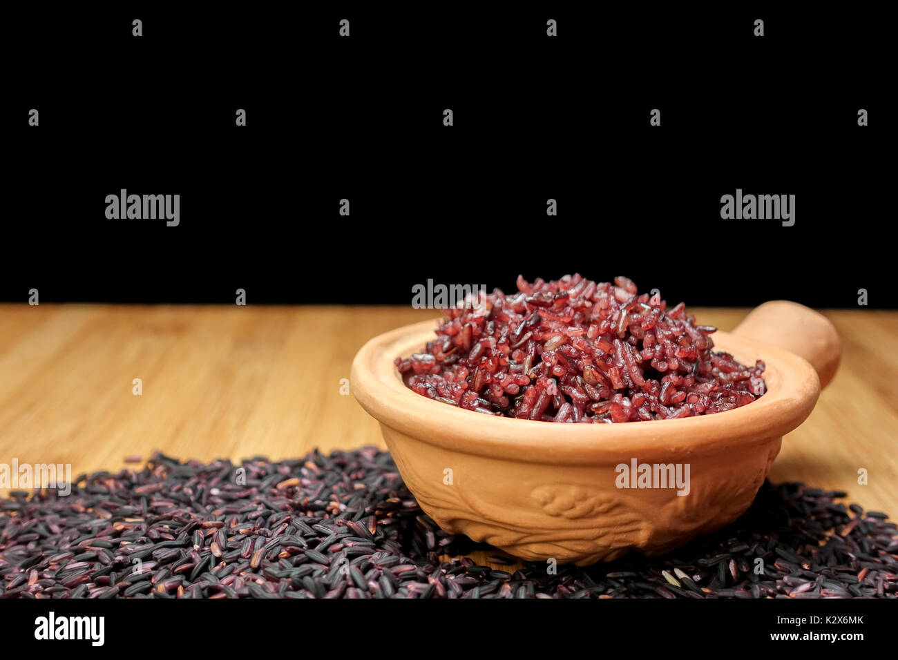 Purple rice hi-res stock photography and images - Alamy