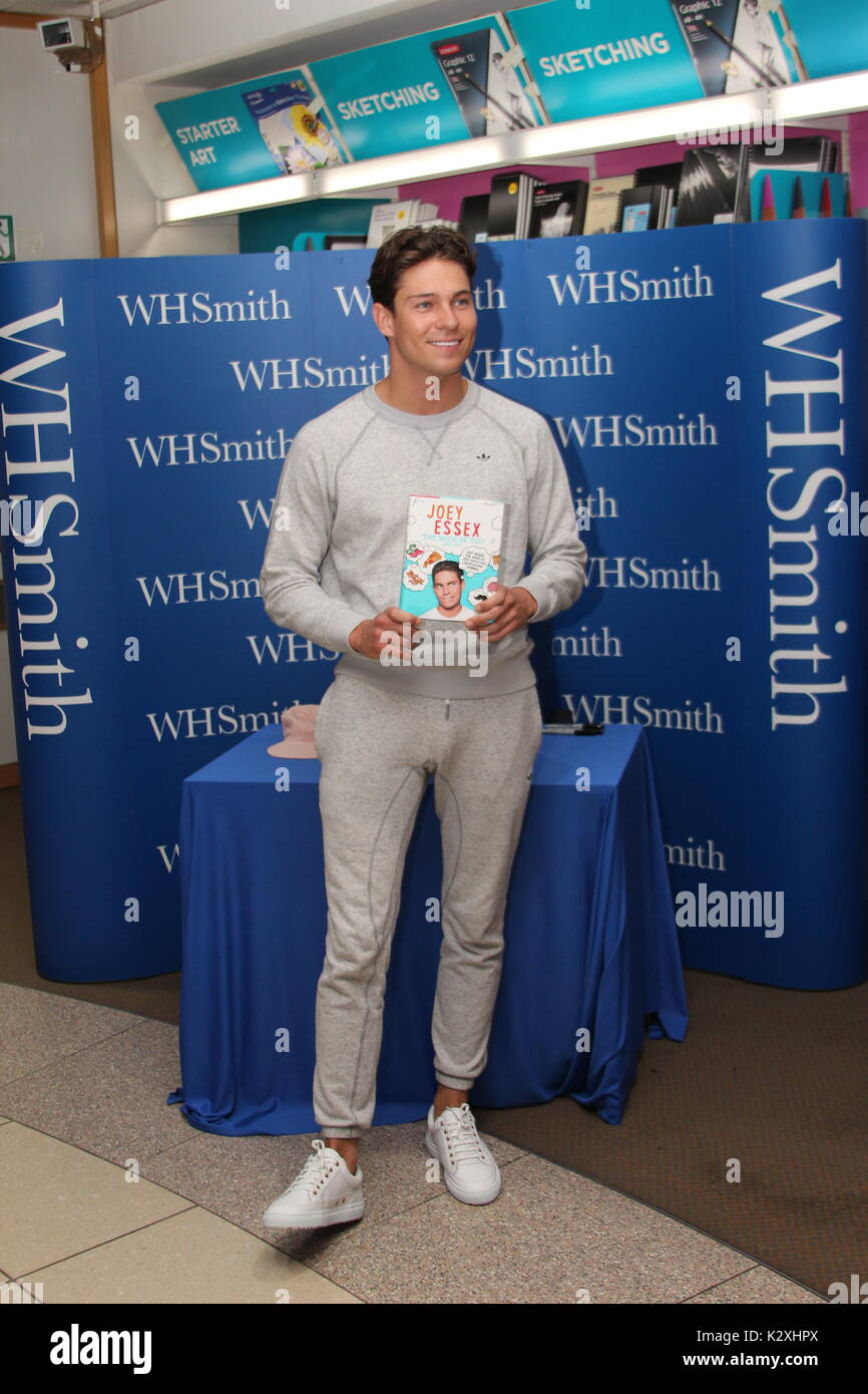 Joey Essex signing copies of his book in Chester at WH Smiths Stock ...