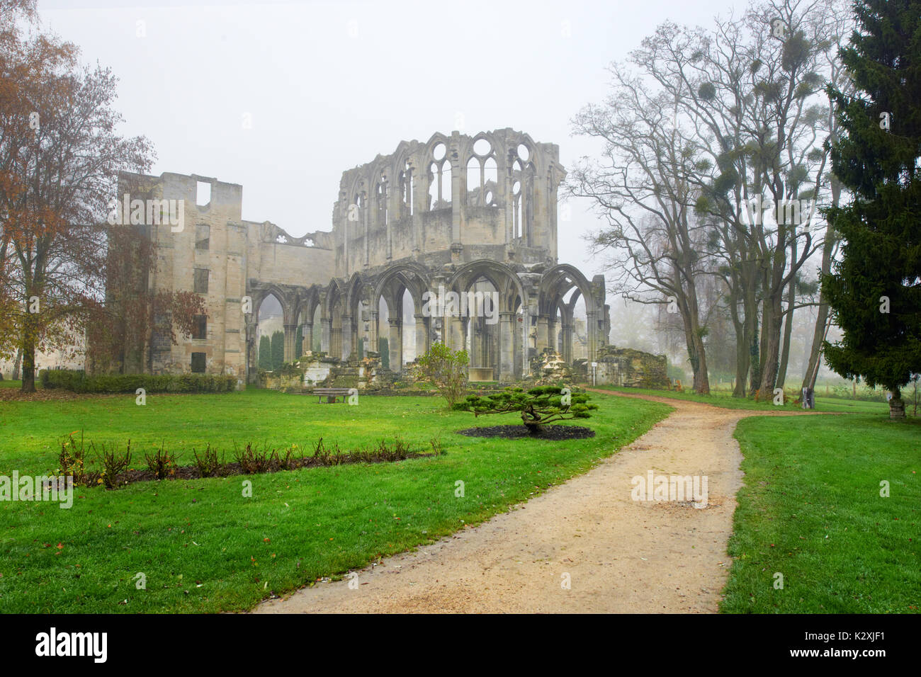 Abbaye d’Ourscamp, Chiry-Ourscamp, Oise, France Stock Photo - Alamy