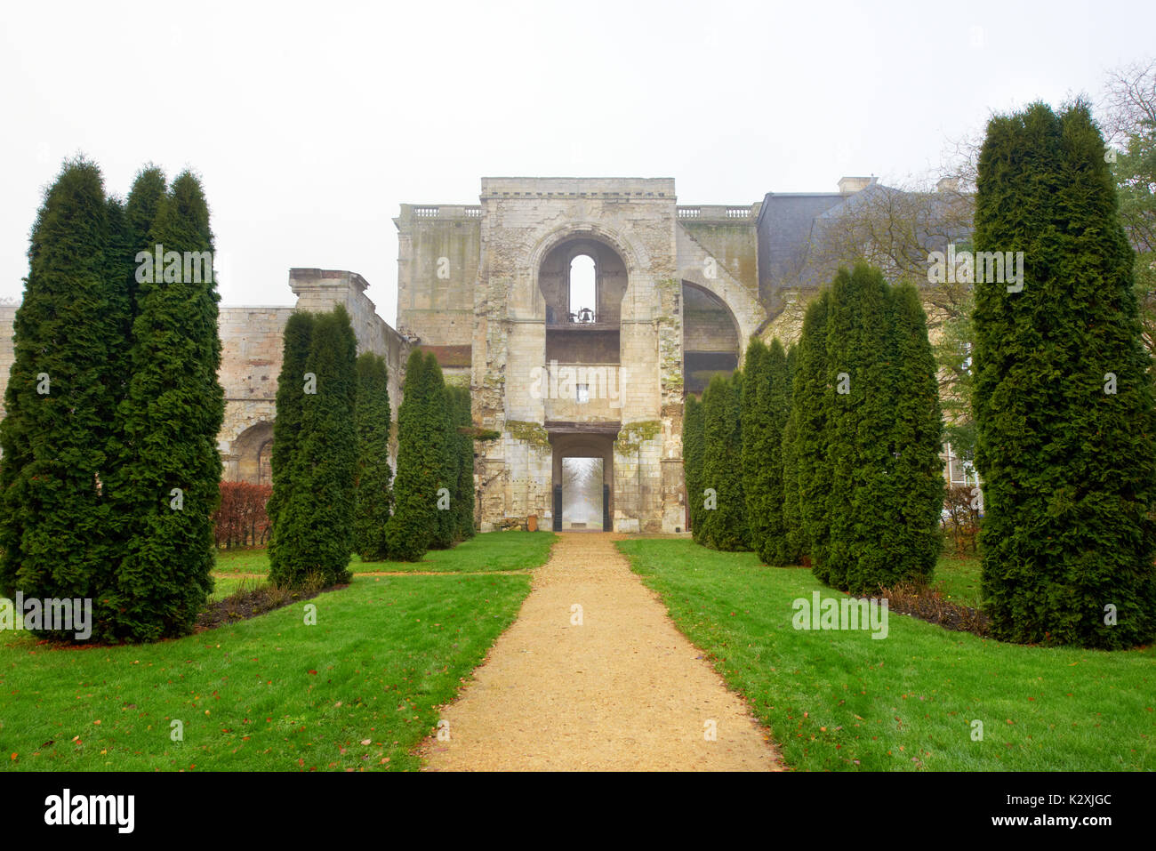 Chiry ourscamp hi-res stock photography and images - Alamy