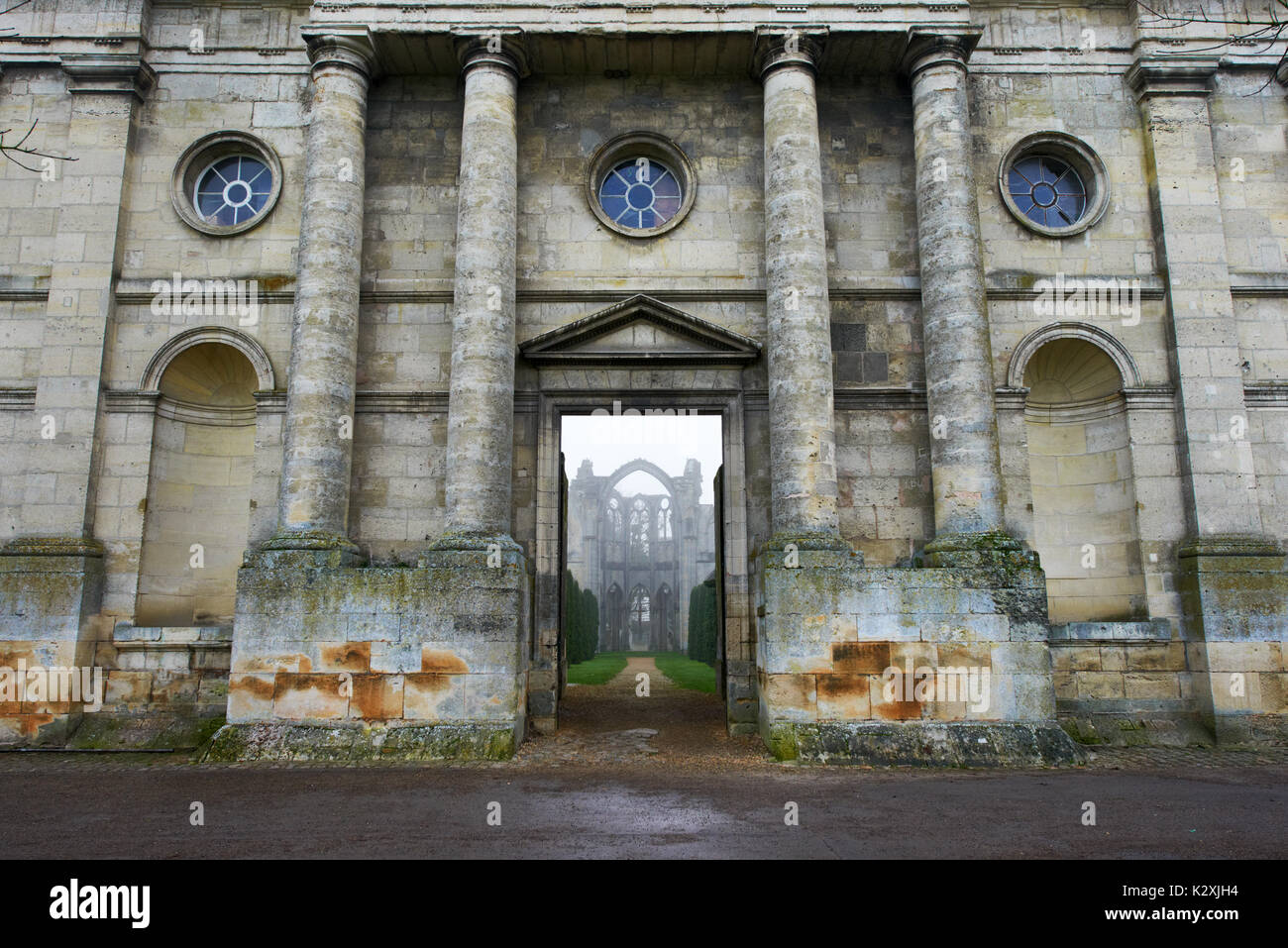 Abbaye d’Ourscamp, Chiry-Ourscamp, Oise, France Stock Photo - Alamy