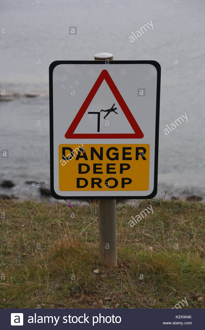 Warning sign on dangerous steep hi-res stock photography and images - Alamy