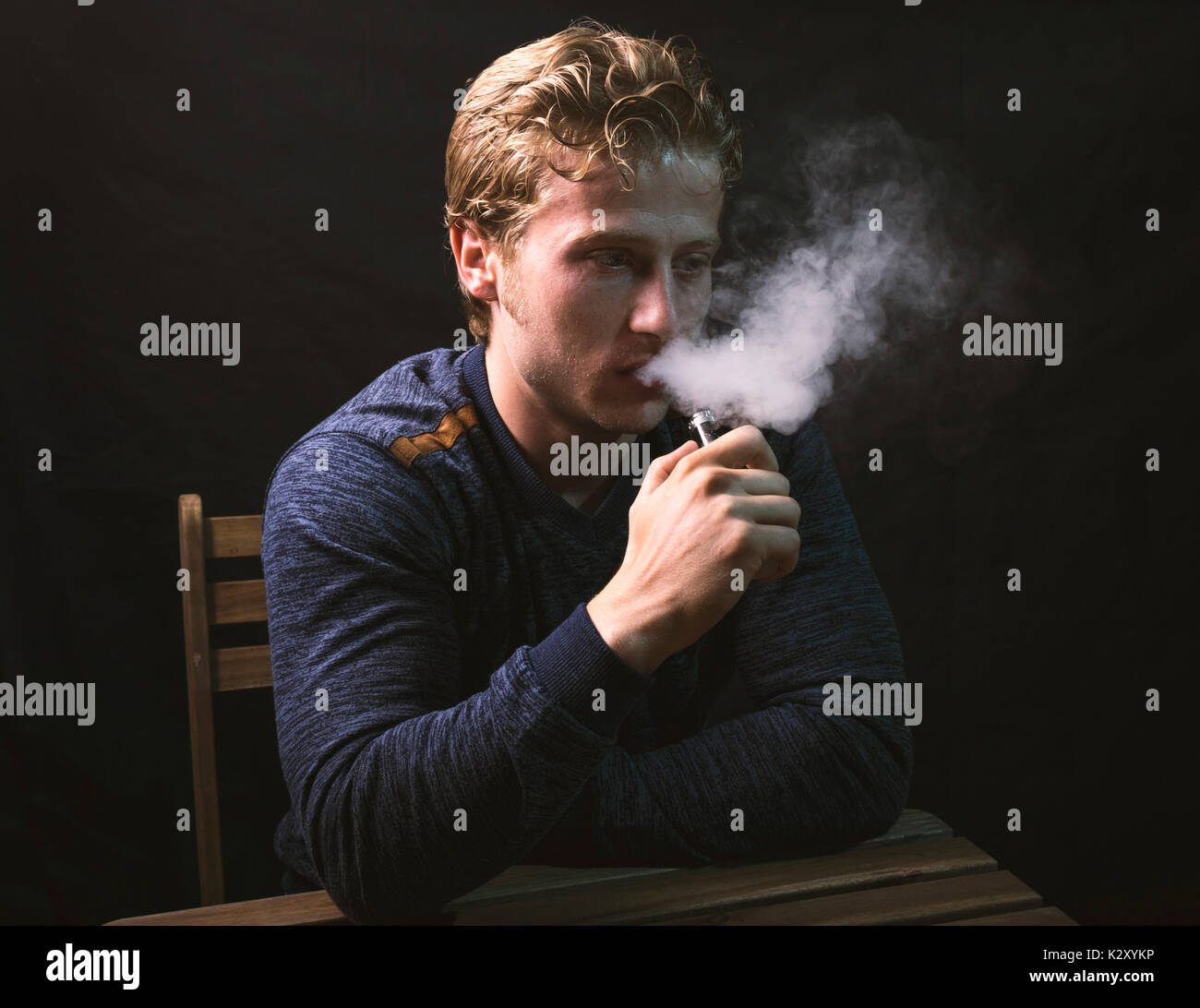 Vape mod and stick hi-res stock photography and images - Alamy