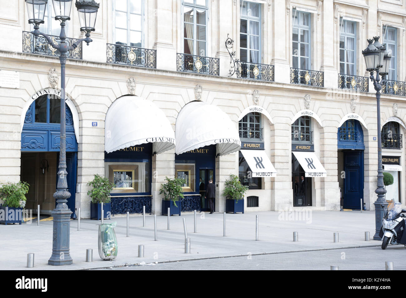 Paris, France: outdoor view of Place Vendome, big square famous for its ...