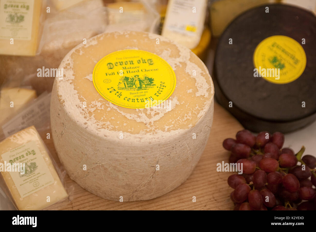 Devon cheese hi-res stock photography and images - Alamy