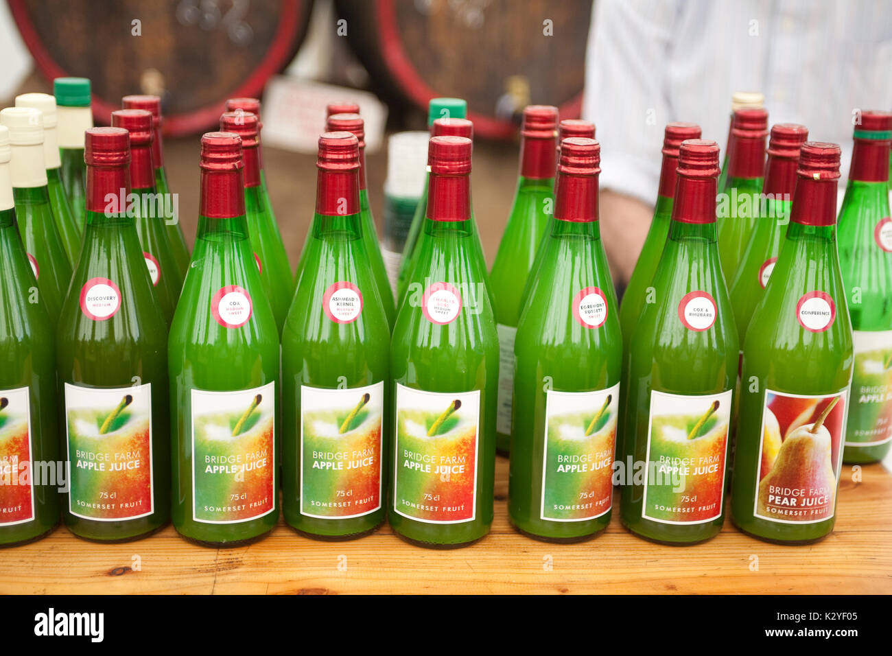 Pear cider bottles hi-res stock photography and images - Alamy