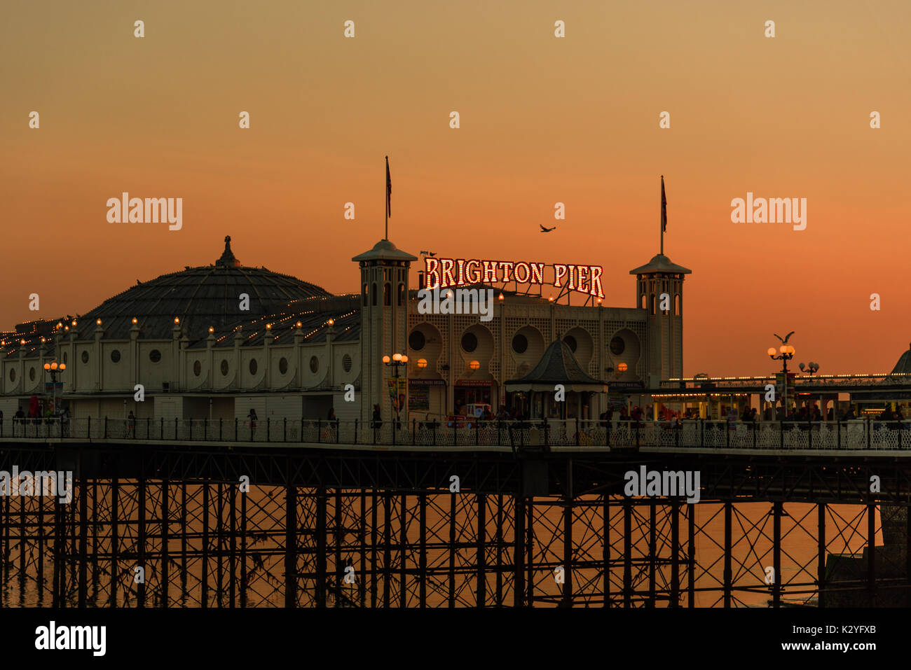 Sunset seaside hi-res stock photography and images - Alamy