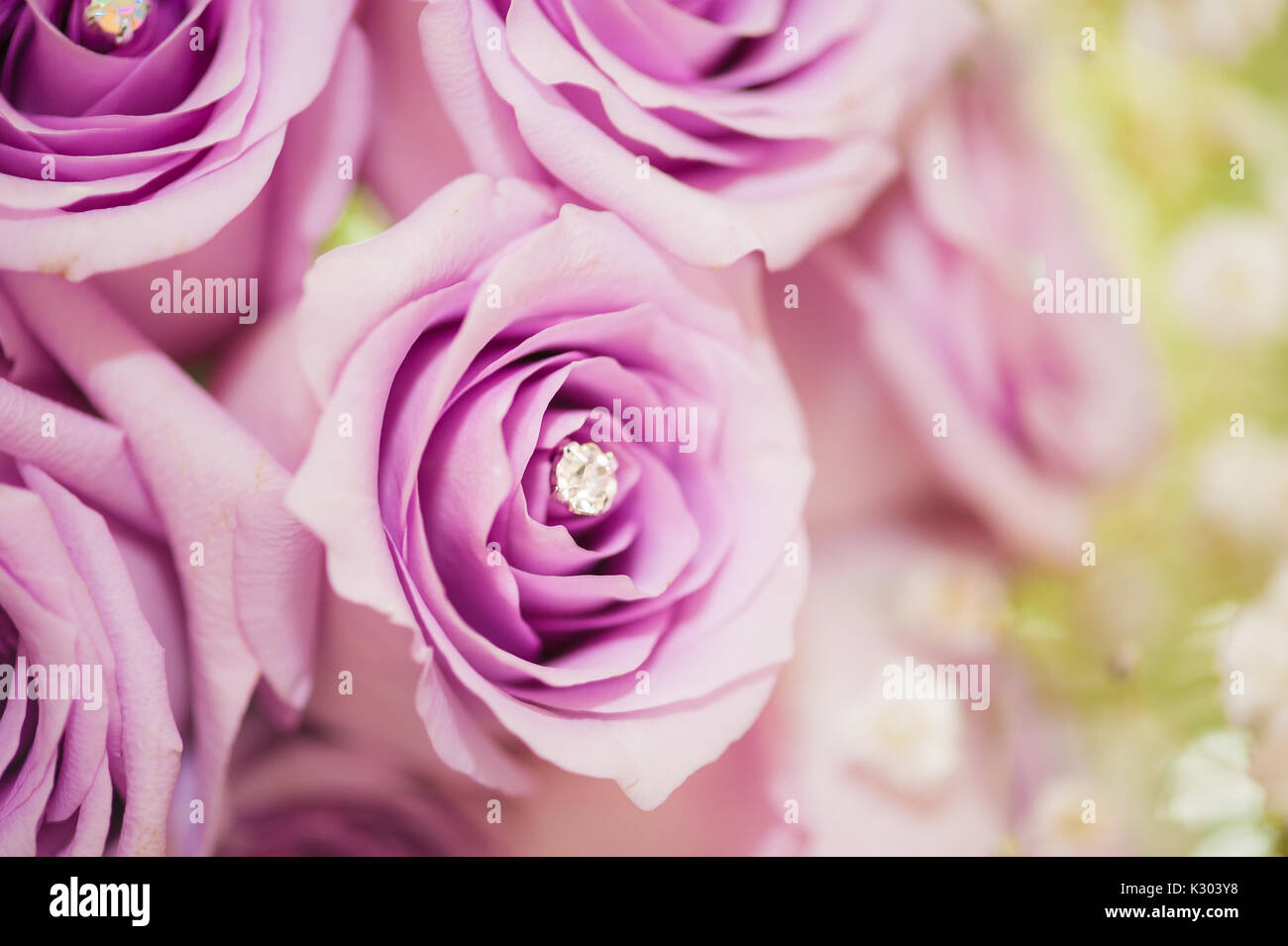 Purple diamond hi-res stock photography and images - Alamy