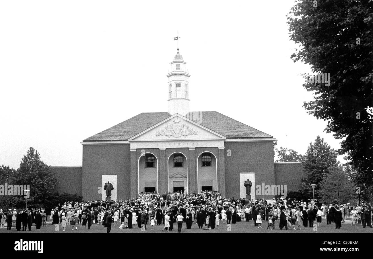 Class of 1963 hi-res stock photography and images - Alamy