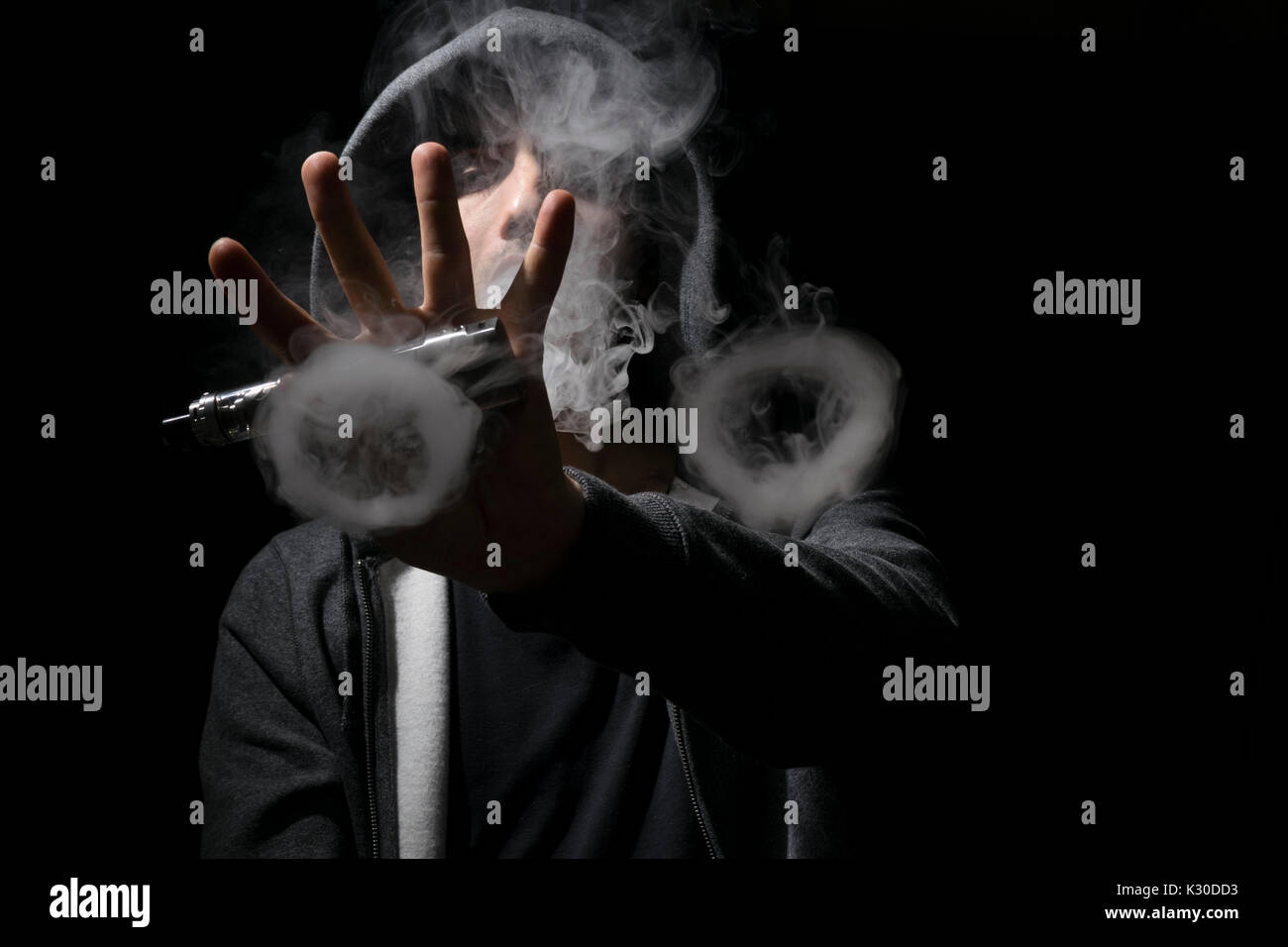 Vaping silhouette hi-res stock photography and images - Alamy