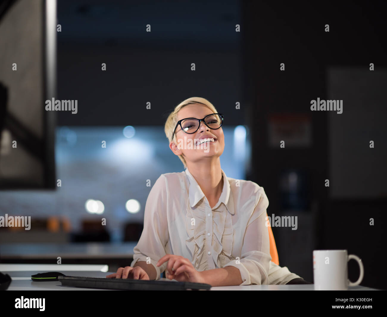 Beautiful concentrated woman works hi-res stock photography and images ...