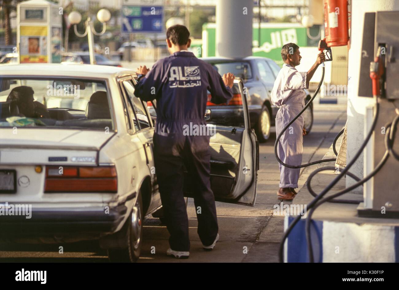 Filling up with gasoline in Riyadh, Saudi Arabia Stock Photo - Alamy