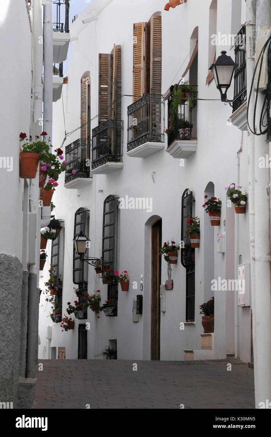 A street scene in Mojacar Pueblo, Almeria, Spain Stock Photo - Alamy