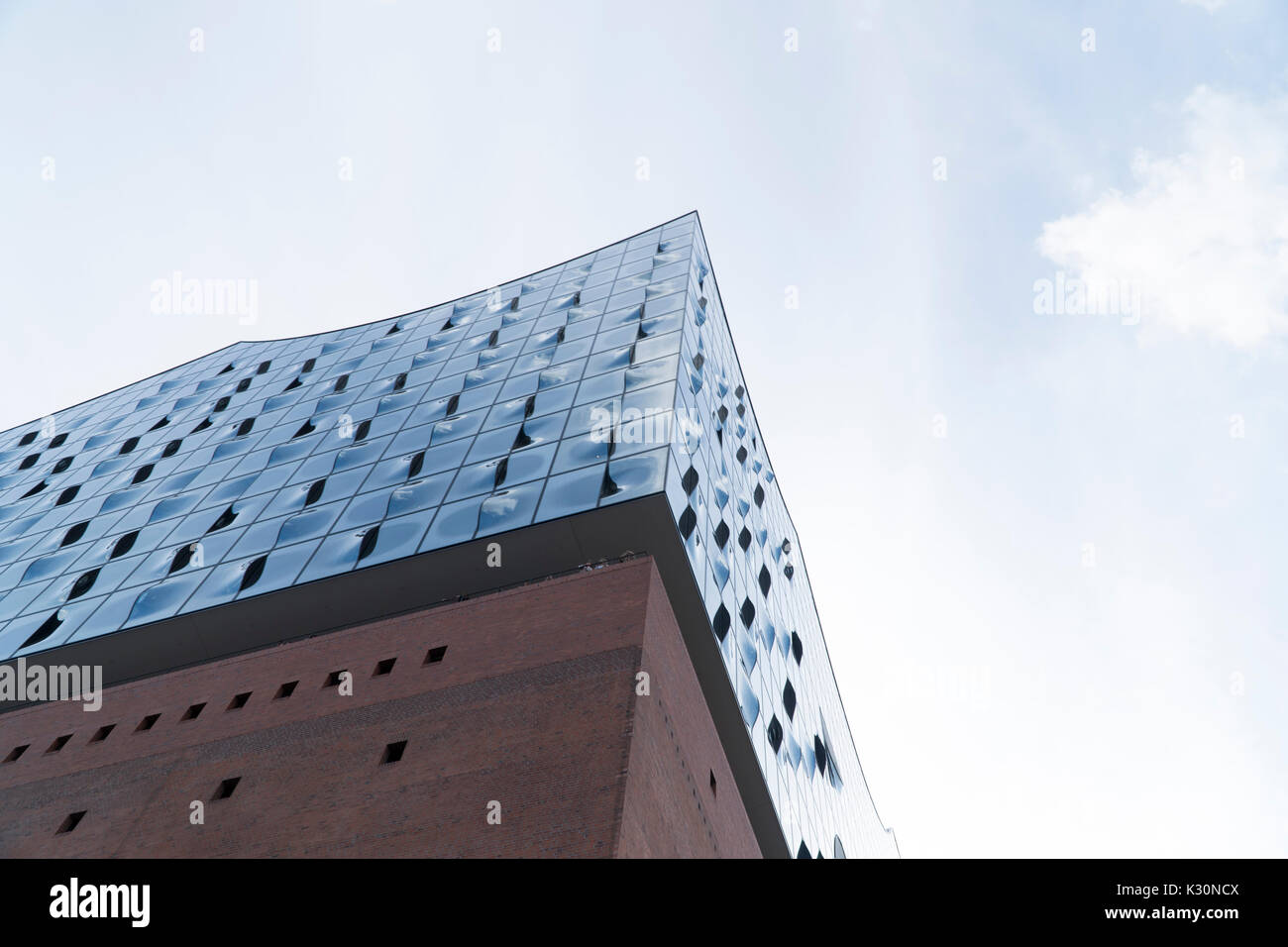 Elbphilharmonie glass facade hi-res stock photography and images - Alamy
