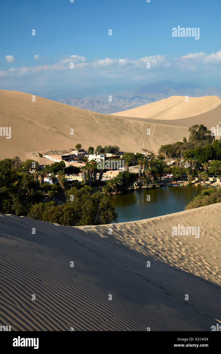 Oasis de ica hi-res stock photography and images - Alamy
