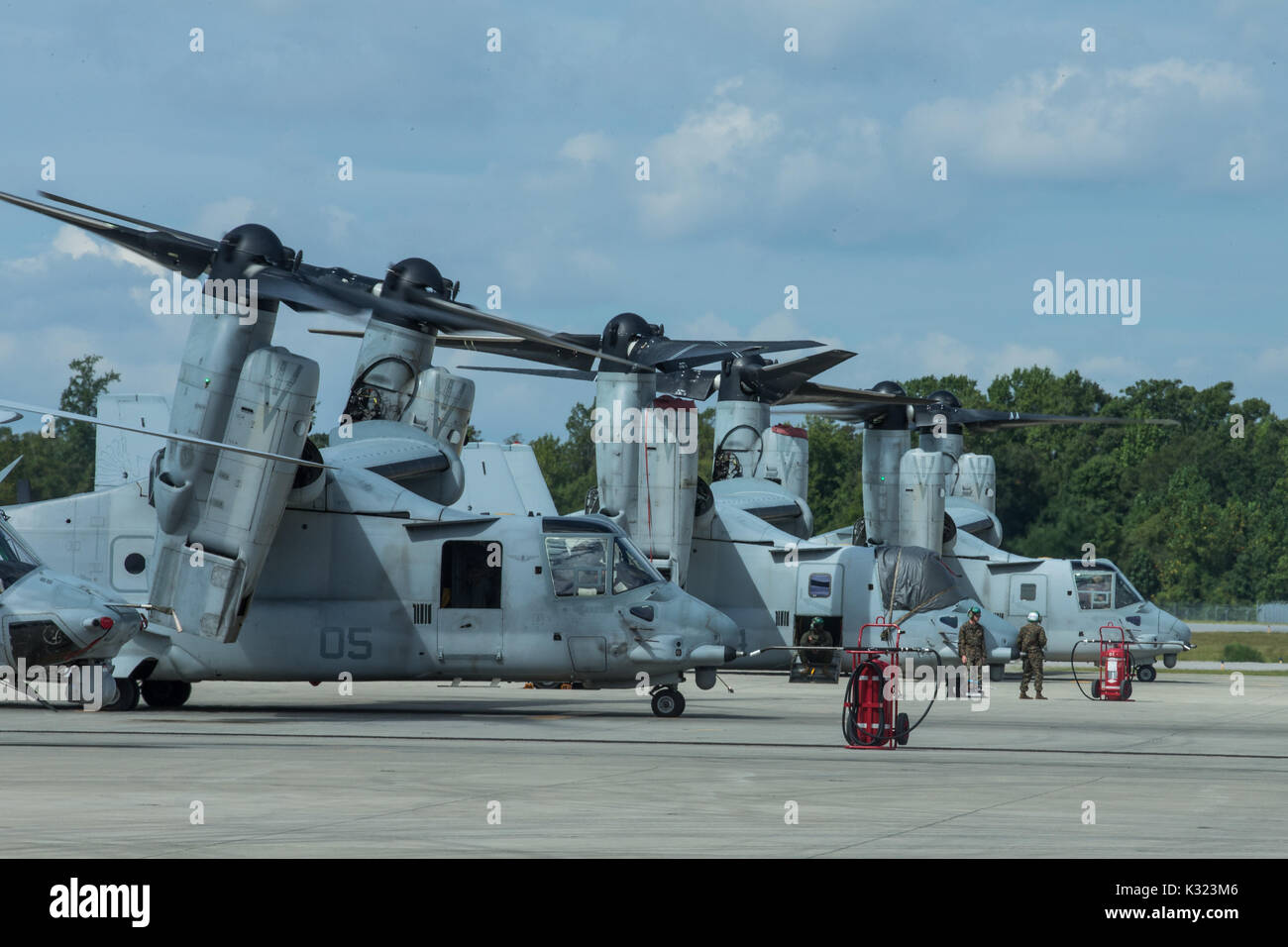 Marine medium tiltrotor squadron vmm 162 rein hi-res stock photography ...