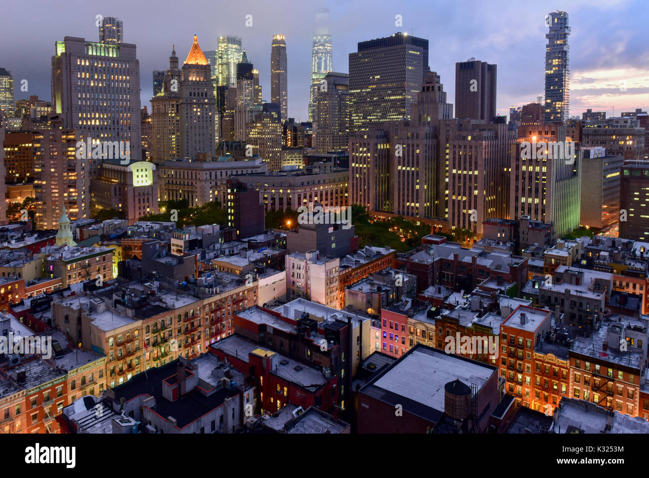 Manhattan skyline view in the evening as dusk approaches Stock Photo ...