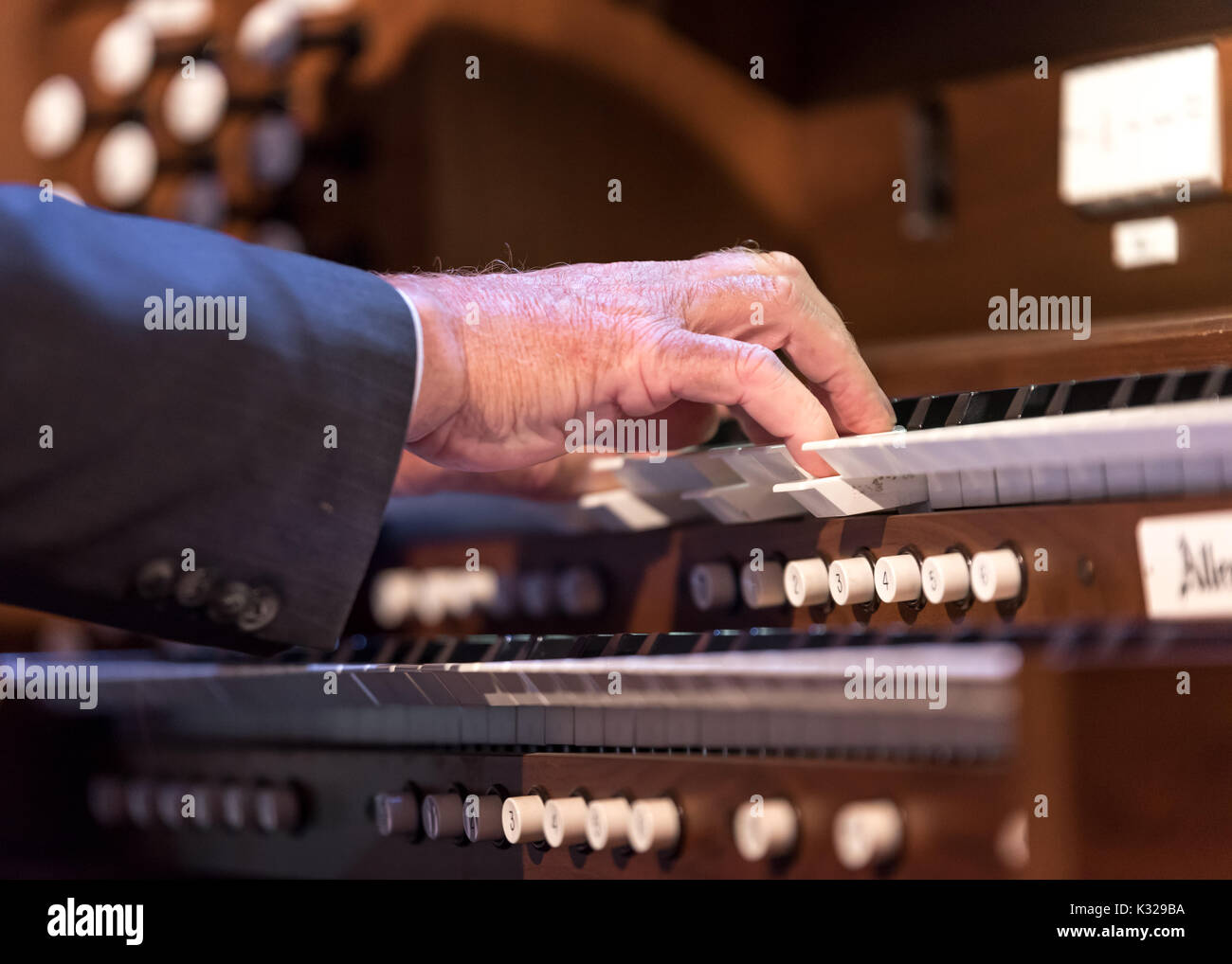 Playing organ piano keys hi-res stock photography and images - Alamy