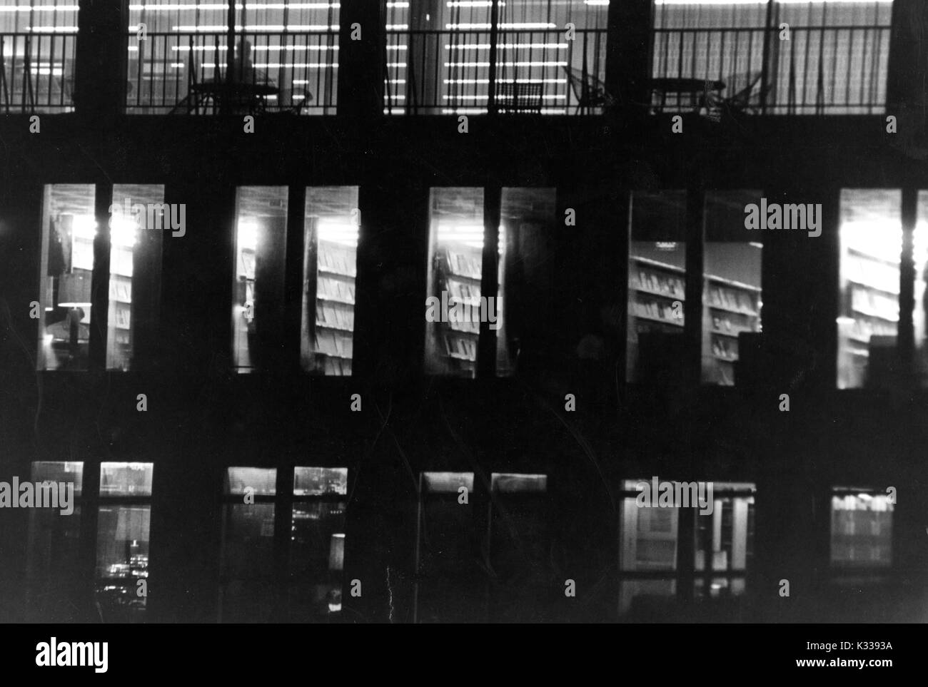 Library university night Black and White Stock Photos & Images - Alamy
