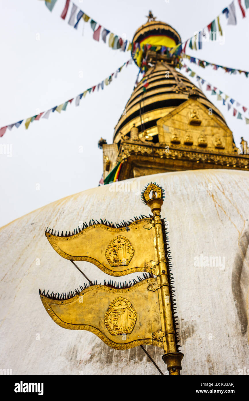 The golden stupa of the Swayambunath Temple, Kathmandu, Nepal Stock ...