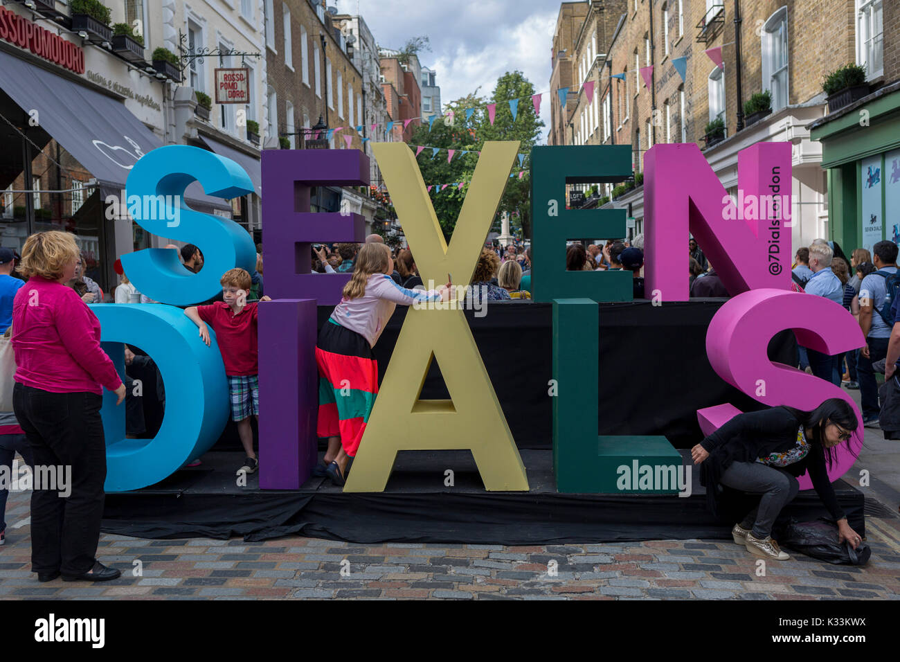 Seven dials soho hi-res stock photography and images - Alamy