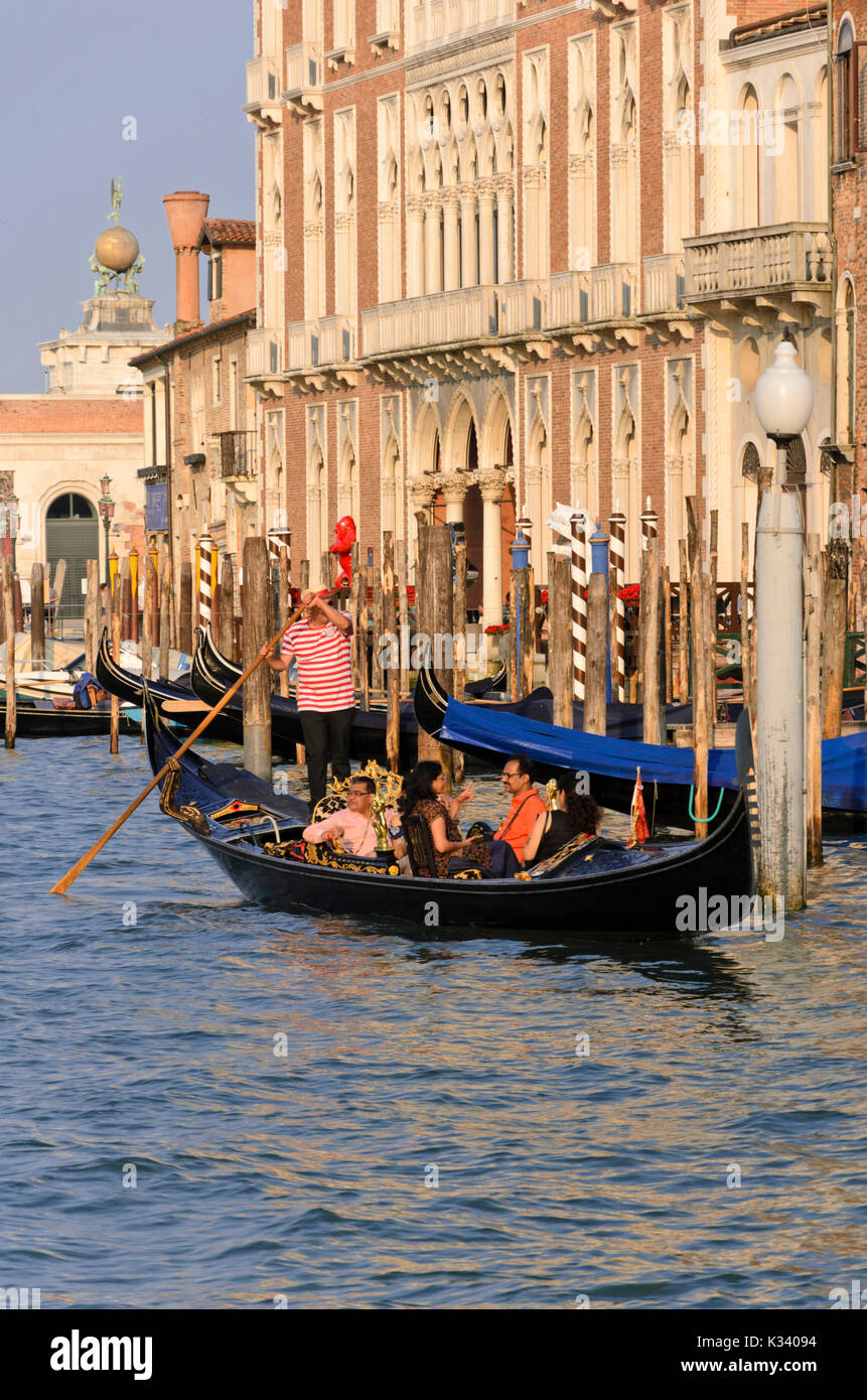 Venice grand canal boat hi-res stock photography and images - Alamy