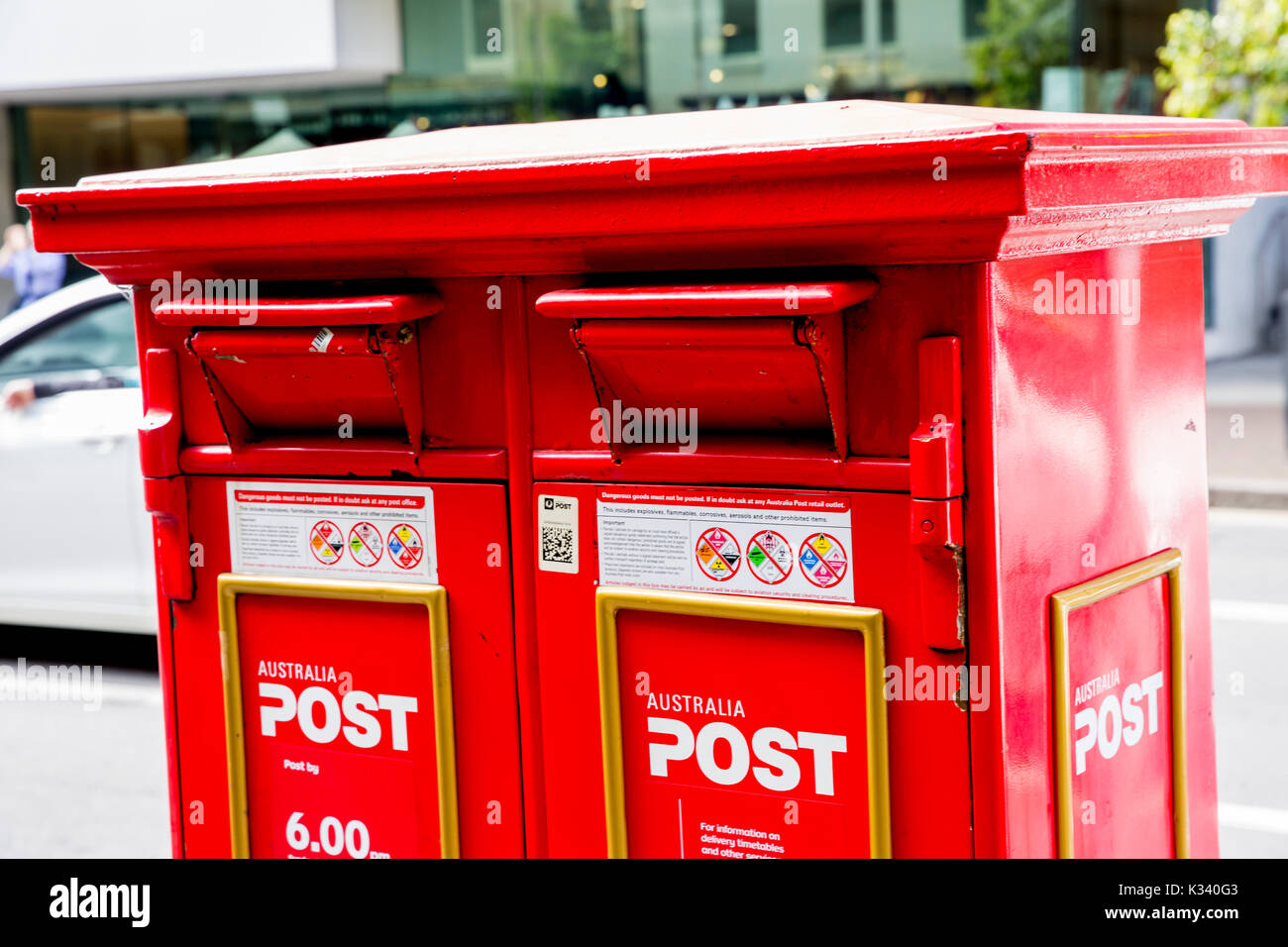 Australian post red post box hi-res stock photography and images - Alamy