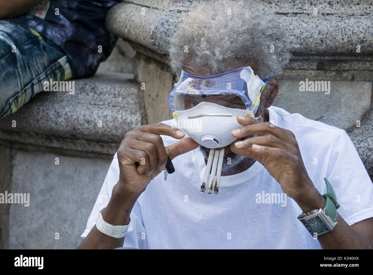 Risky behavior hi-res stock photography and images - Alamy