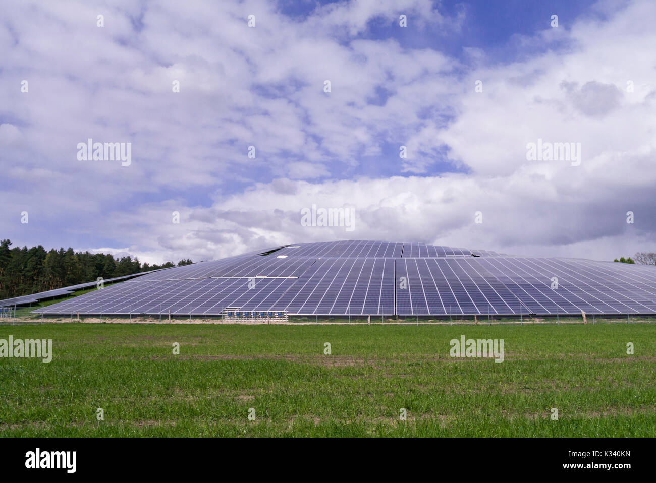 Central solar power plant hi-res stock photography and images - Alamy