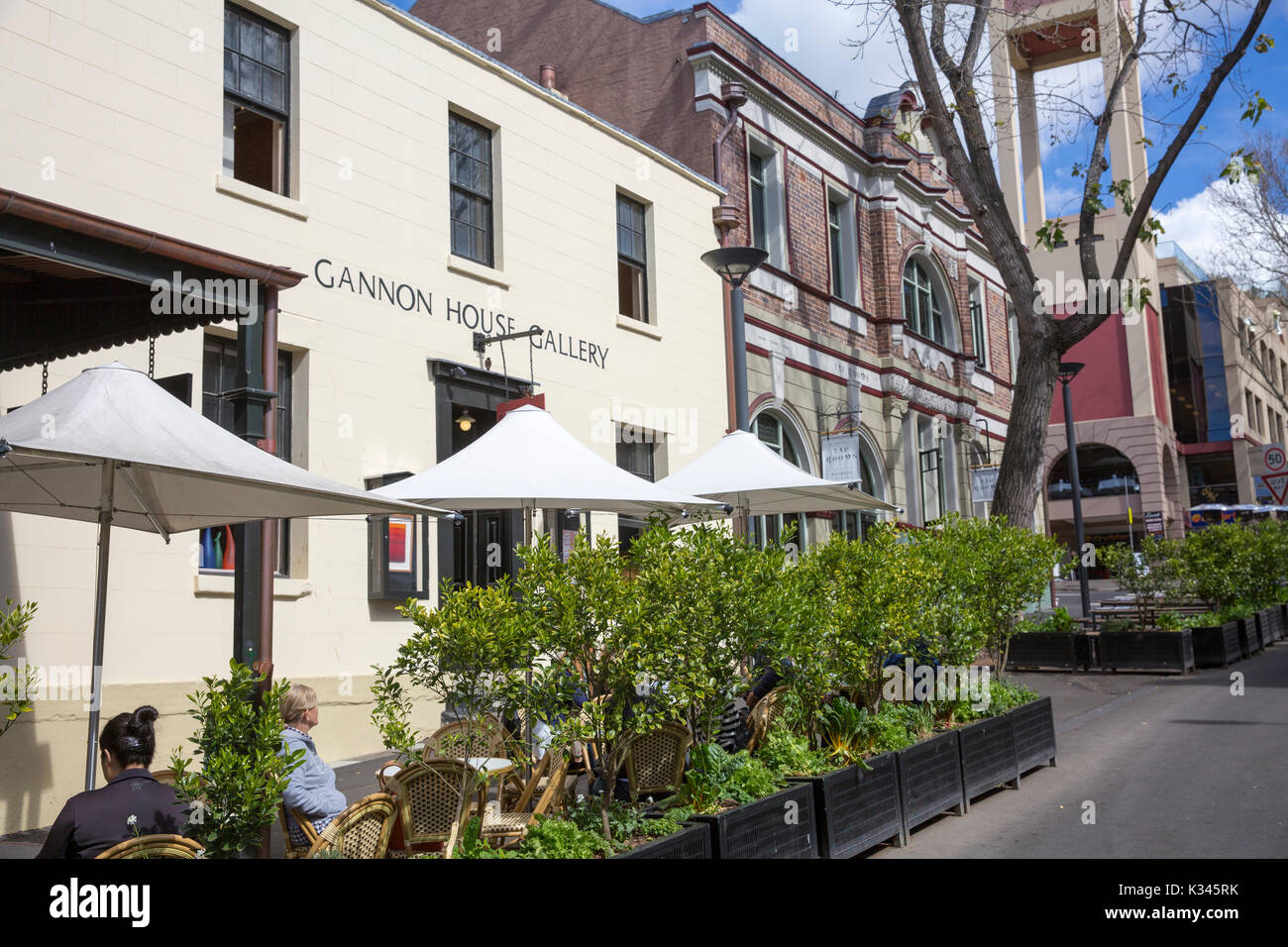 Lady with lunch hi-res stock photography and images - Alamy