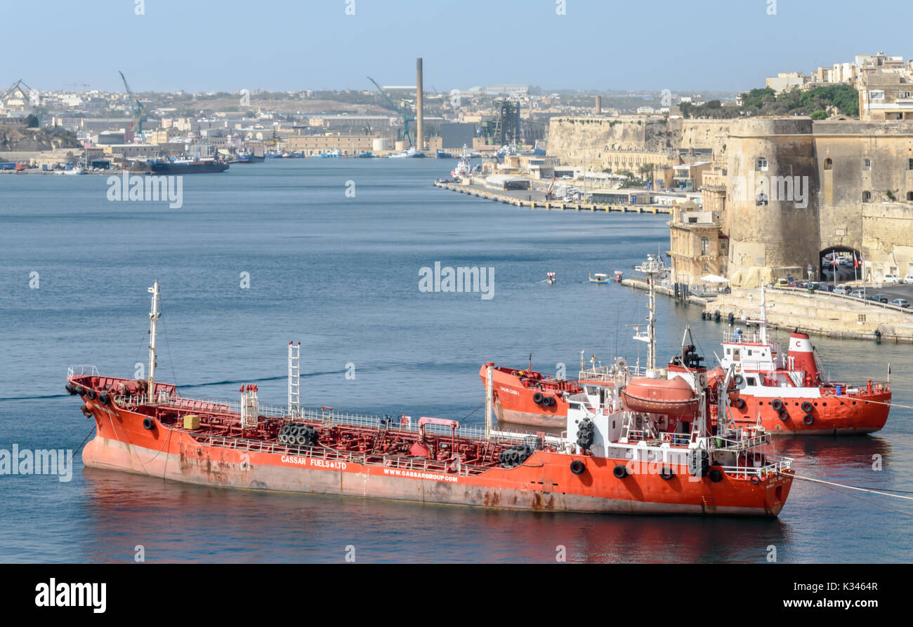 Cargo valletta malta hi-res stock photography and images - Alamy