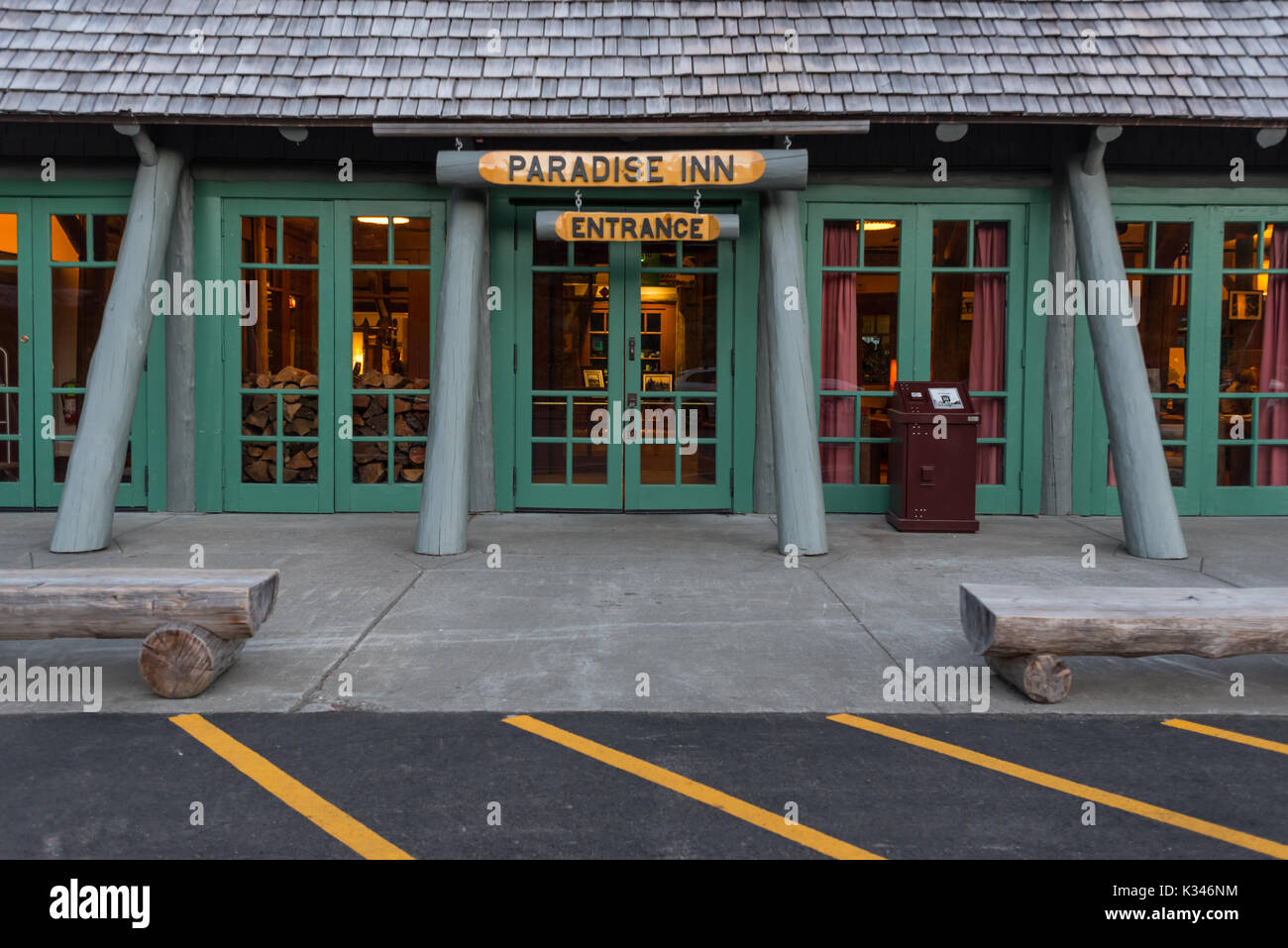 Entrance mount rainier national park hi-res stock photography and ...