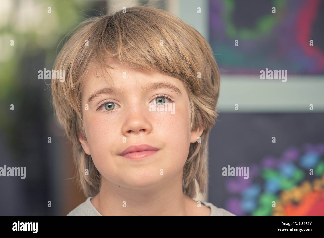 Portrait of a boy with blurred background Stock Photo - Alamy