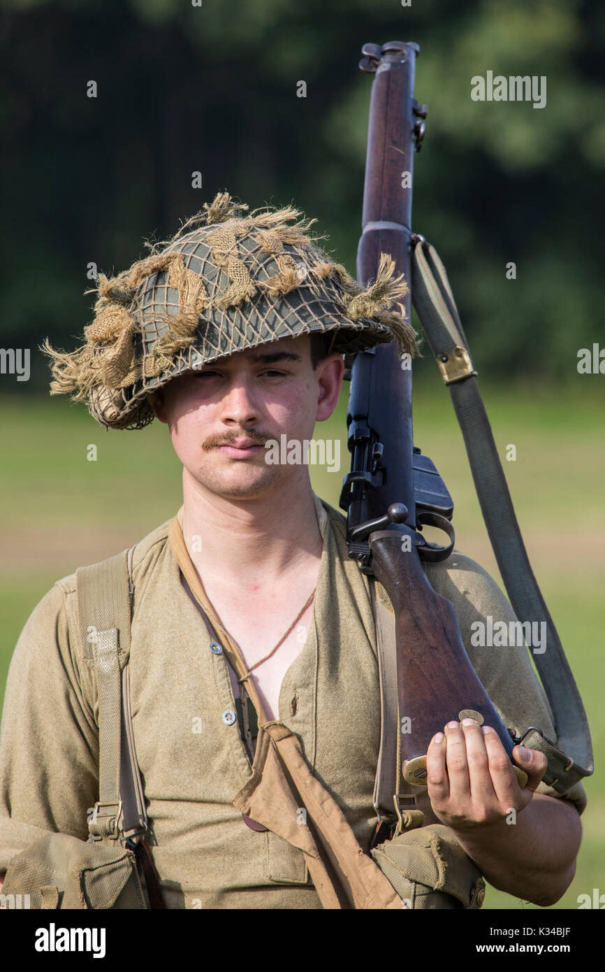British reenactor world war hi-res stock photography and images - Alamy