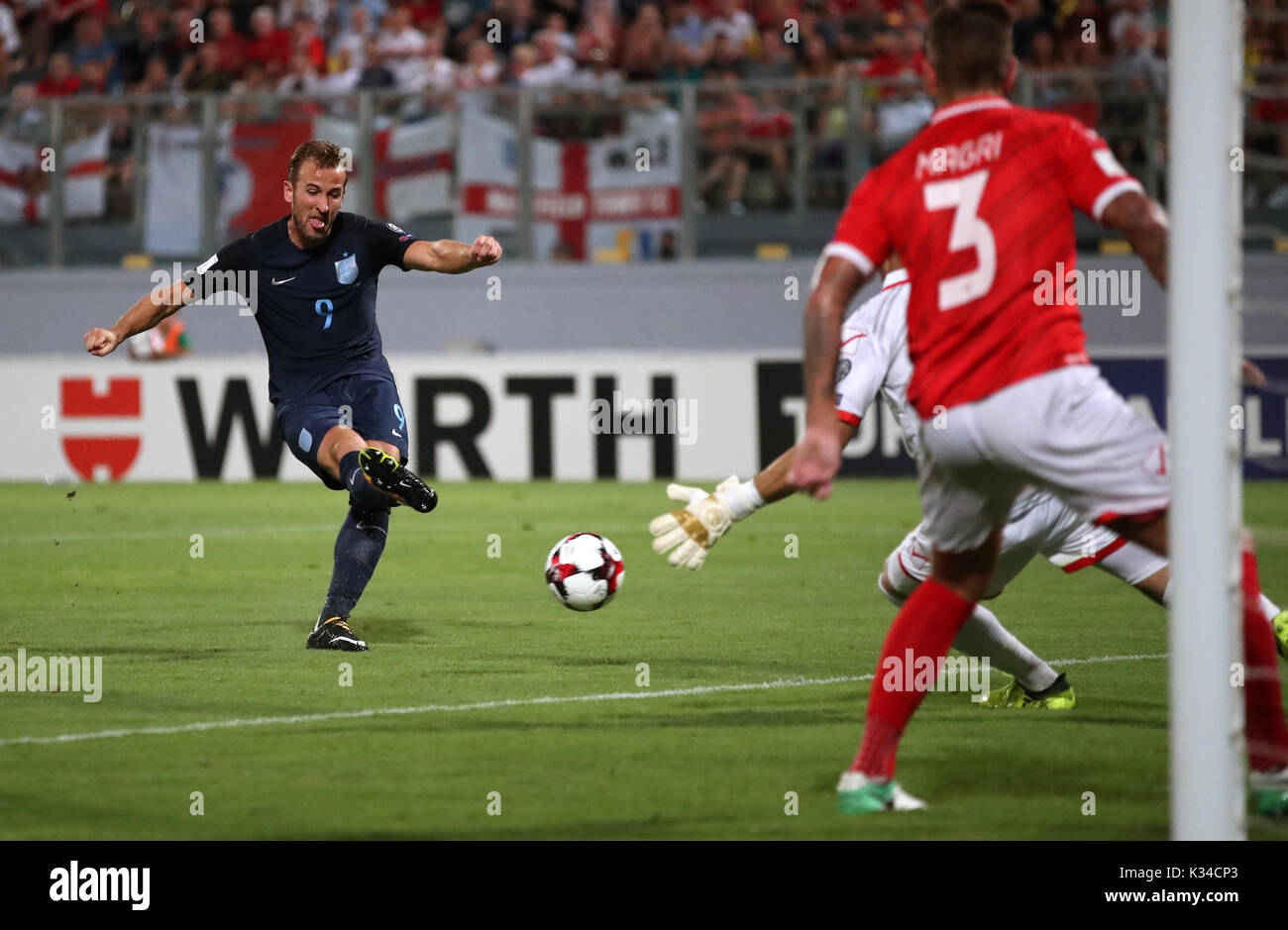 Kane scores 2018 world cup hi-res stock photography and images - Alamy