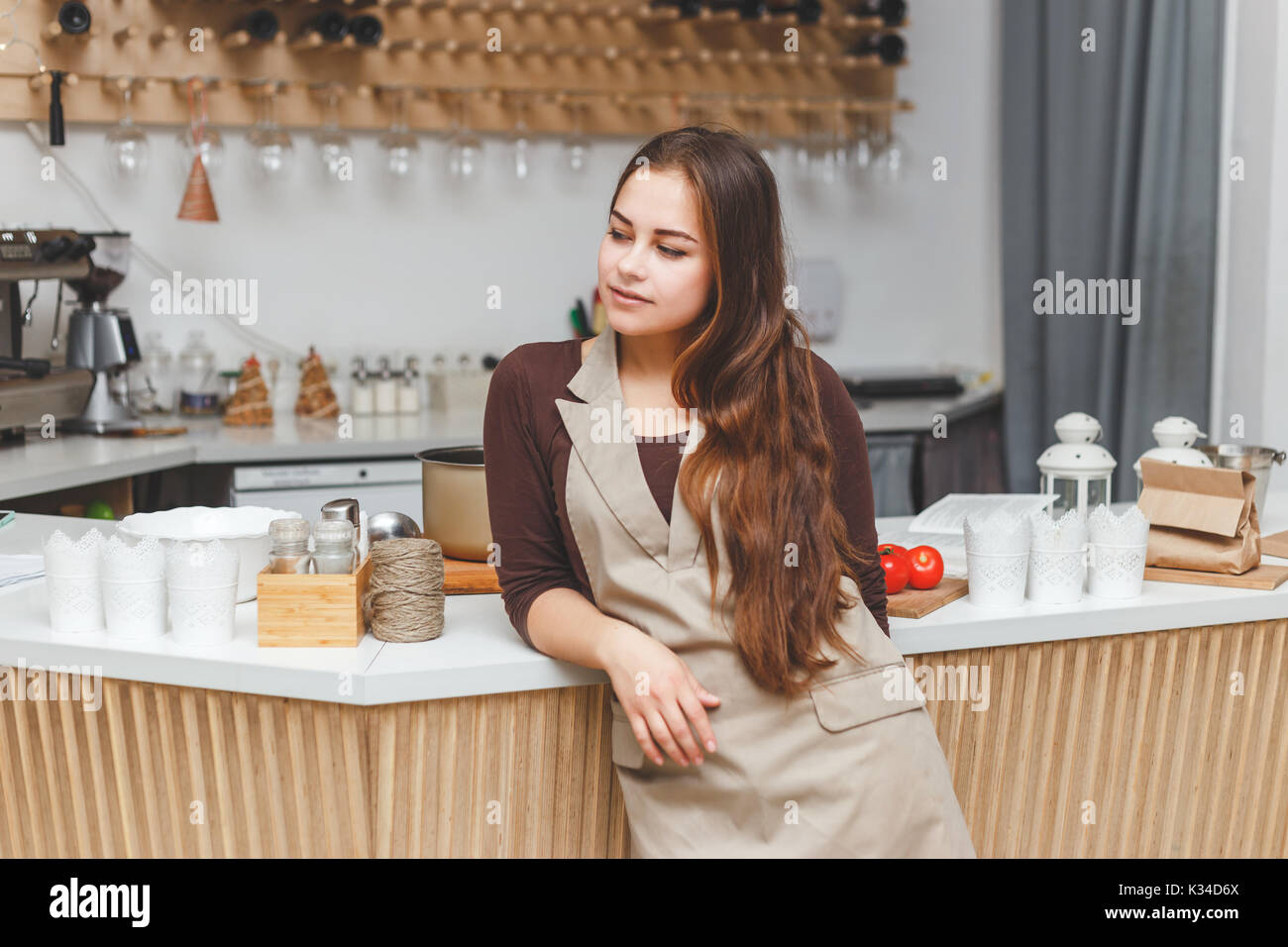 Barmaid waitress hi-res stock photography and images - Alamy