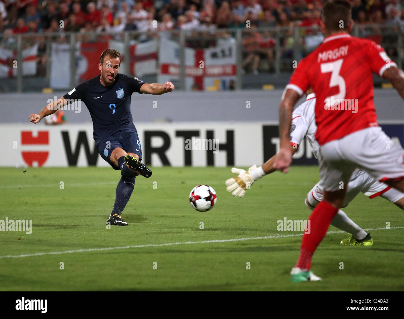 Kane scores 2018 world cup hi-res stock photography and images - Alamy