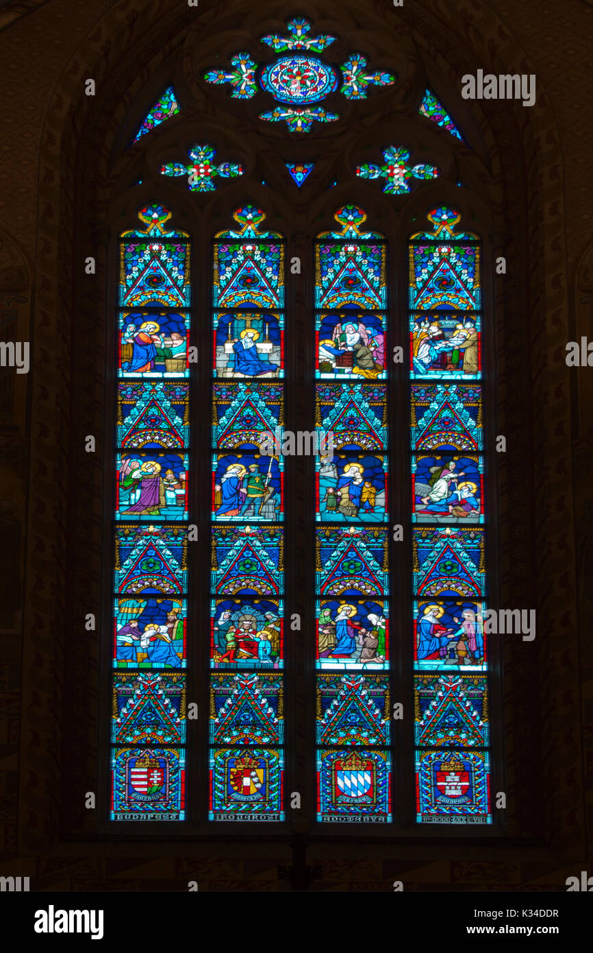 Oval skylight hi-res stock photography and images - Alamy