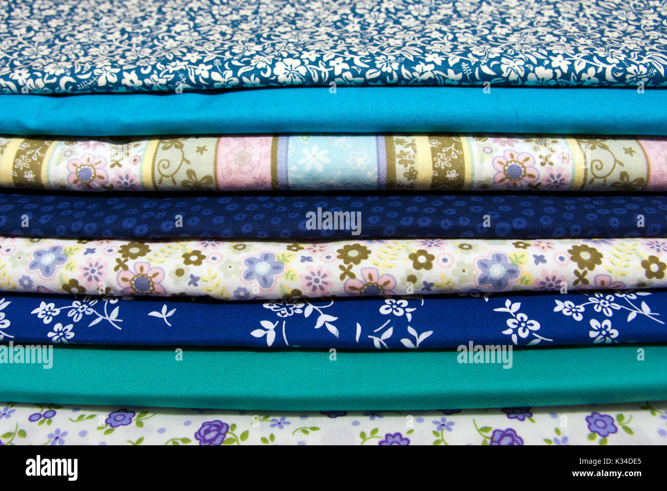 Bold fabrics hi-res stock photography and images - Alamy