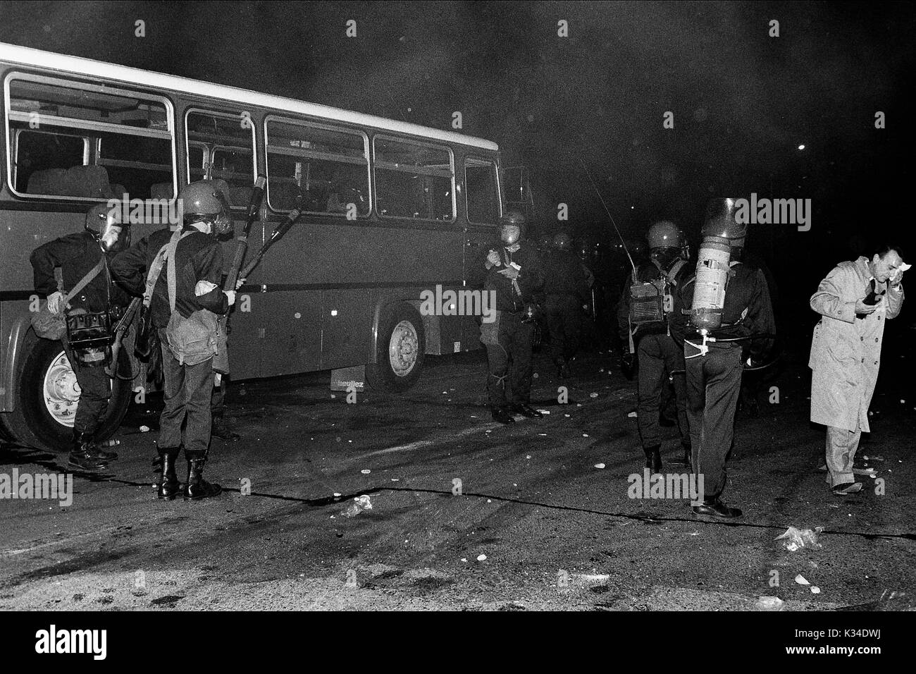 Urban riots occur after violent death of a young inhabitant of Vaulx-en ...