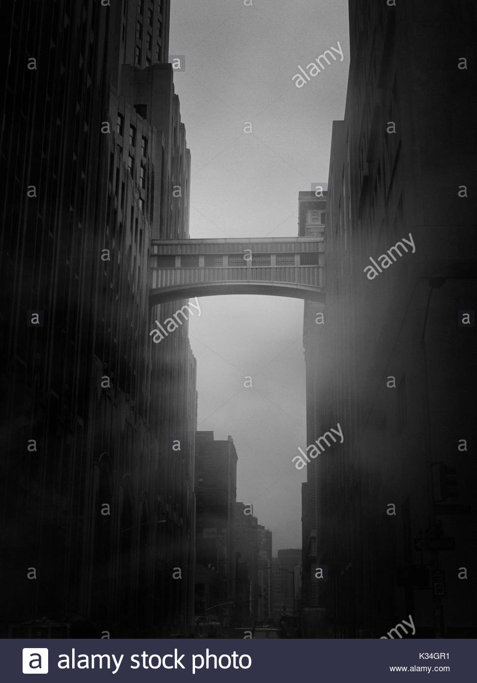 Bridge Between Two Buildings Stock Photos & Bridge Between Two ...