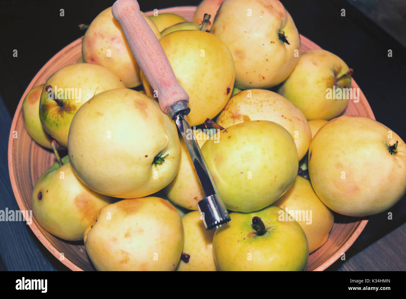 Natural wild apples grown. European wild apple, malus sylvestris Stock ...