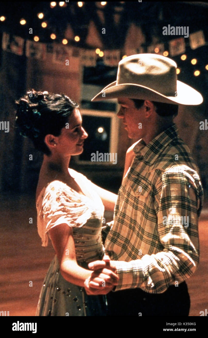 ALL THE PRETTY HORSES PENELOPE CRUZ, MATT DAMON Date: 2000 Stock Photo ...