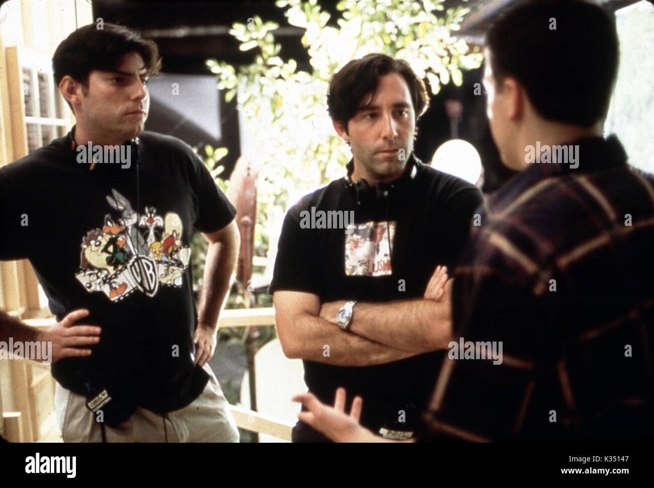 AMERICAN PIE DIRECTOR PAUL WEITZ centre Date: 1999 Stock Photo - Alamy
