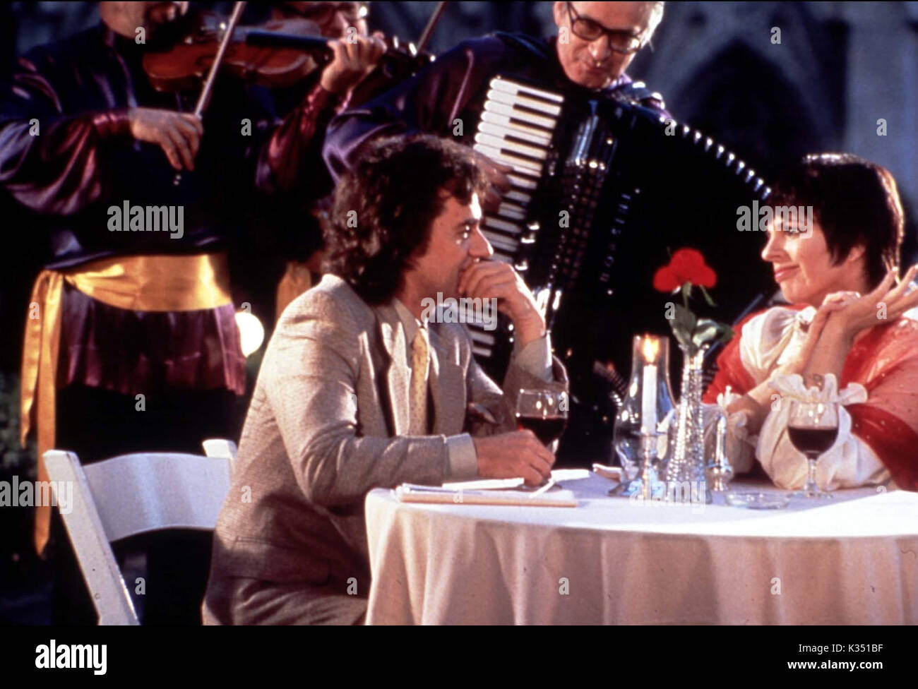 Arthur 1981 liza minnelli hi-res stock photography and images - Alamy