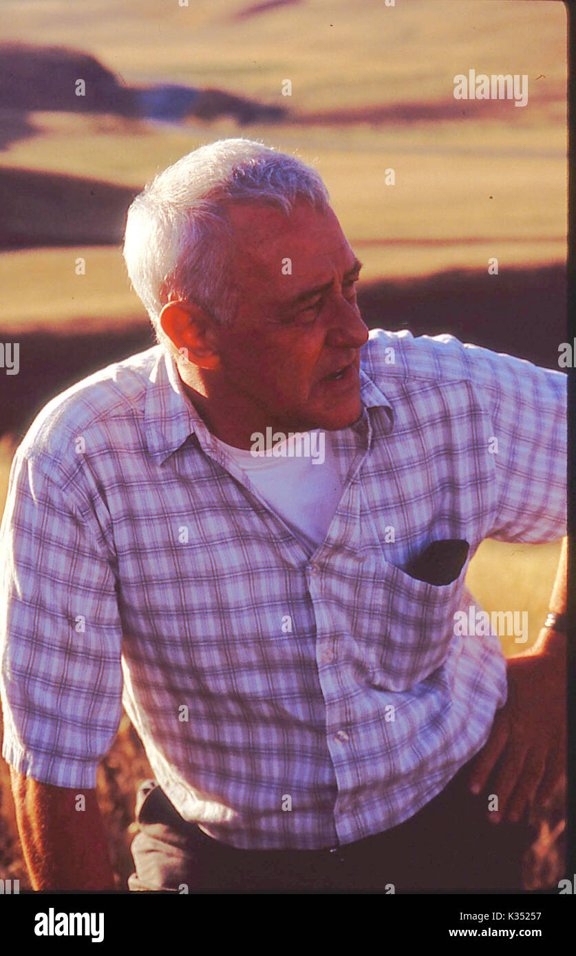 ALMOST SALINAS JOHN MAHONEY ALMOST SALINAS CURB ENTERTAINMENT JOHN MAHONEY Date: 2001 Stock ...