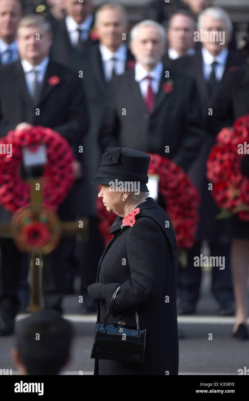 Photo Must Be Credited ©Alpha Press 079965 13/11/2016 Queen Elizabeth ...