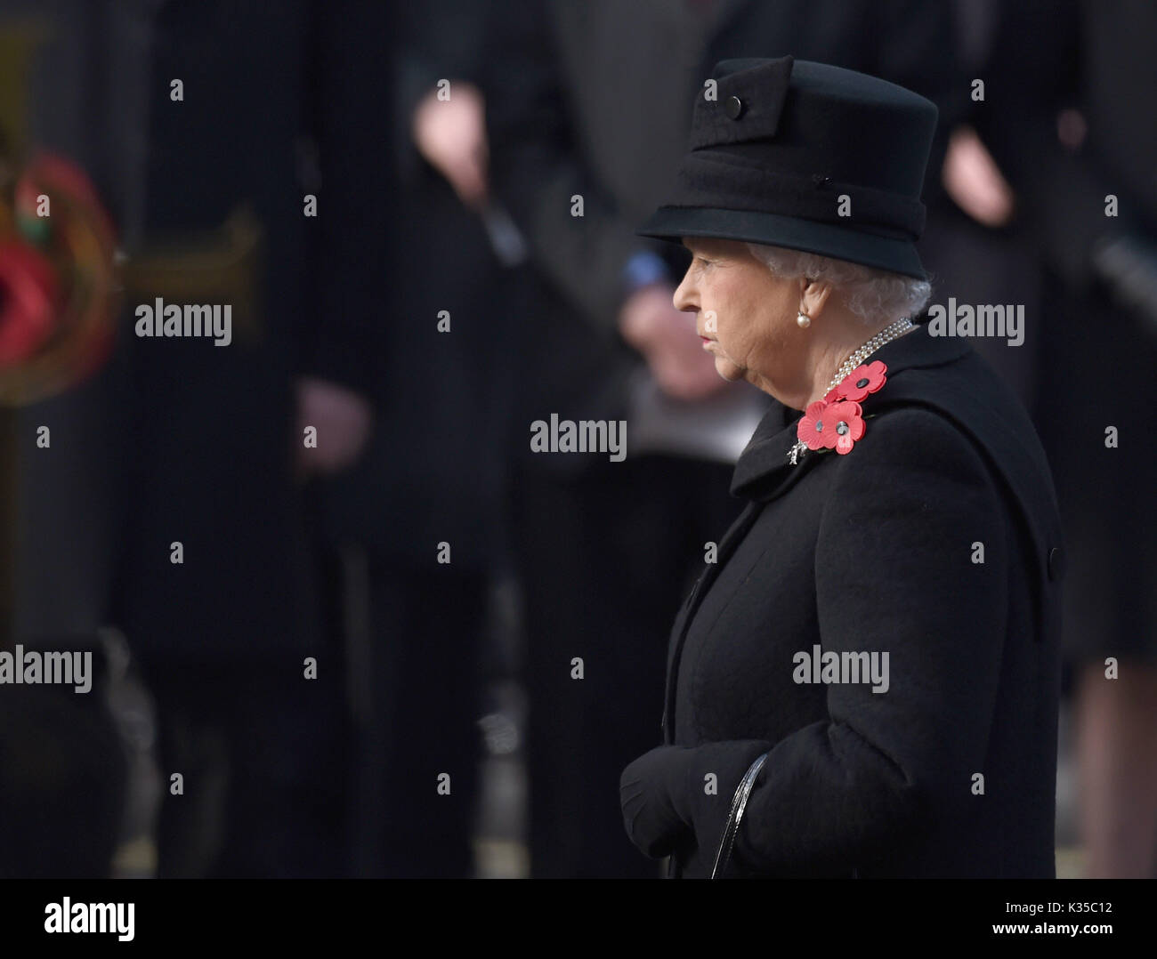 Queen elizabeth cenotaph 2016 hi-res stock photography and images - Alamy