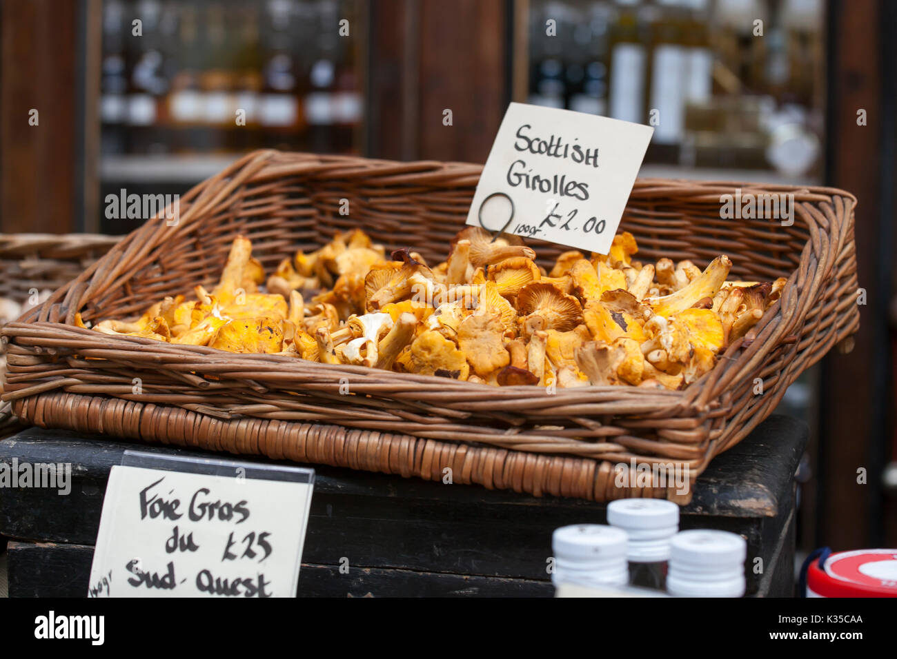 Scottish girolles hi-res stock photography and images - Alamy