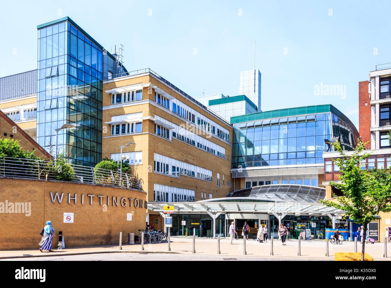 The main entrance of the Whittington Hospital NHS Trust, Archway, North ...